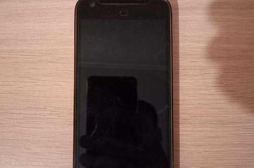 Смартфон HTC desire628