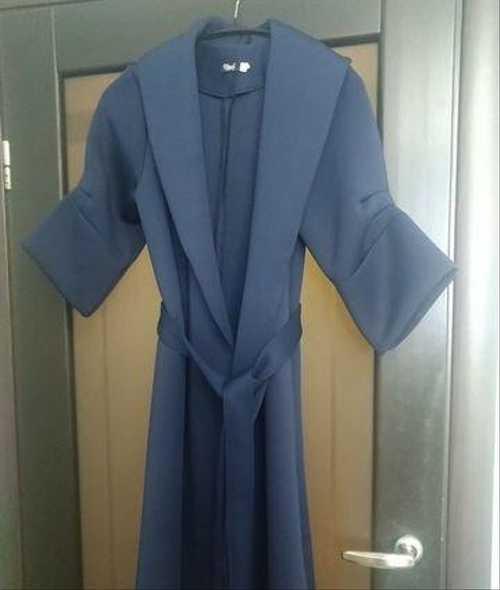 Пальто-халат из неопрена 44 размер