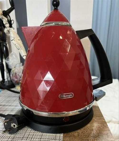 Чайник delonghi