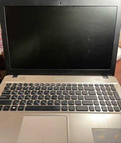 Ноутбук Asus D541N