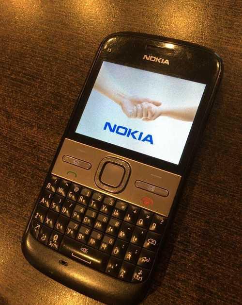 Телефон Nokia E5-00