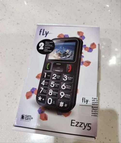 Телефон Fly Ezzy5