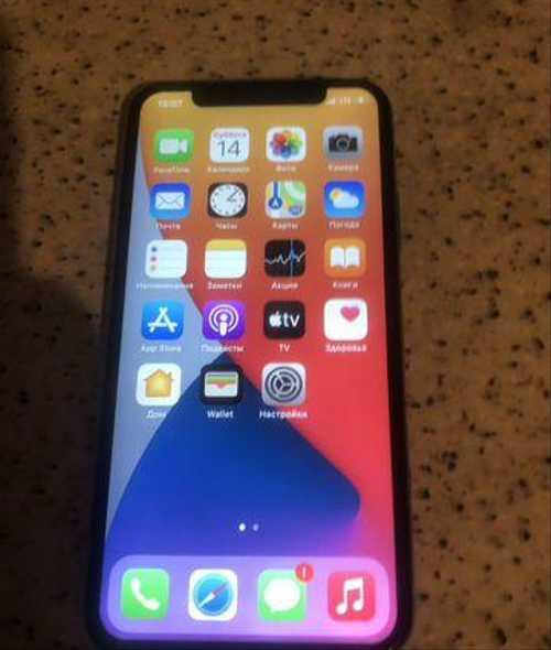 Телефон iPhone x64gb white