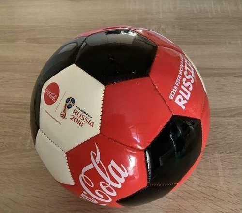 Футбольный мяч Coca-Cola fifa russia 2018