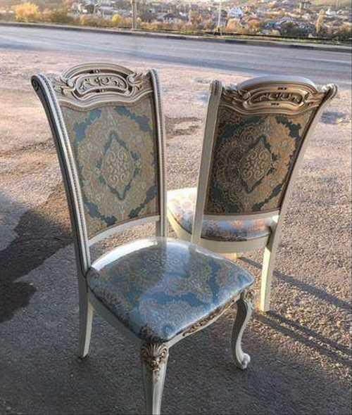 Мягкие стулья