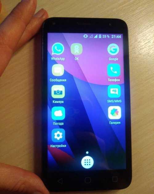 Смартфон Alcatel pixi 4 (5) 5010D