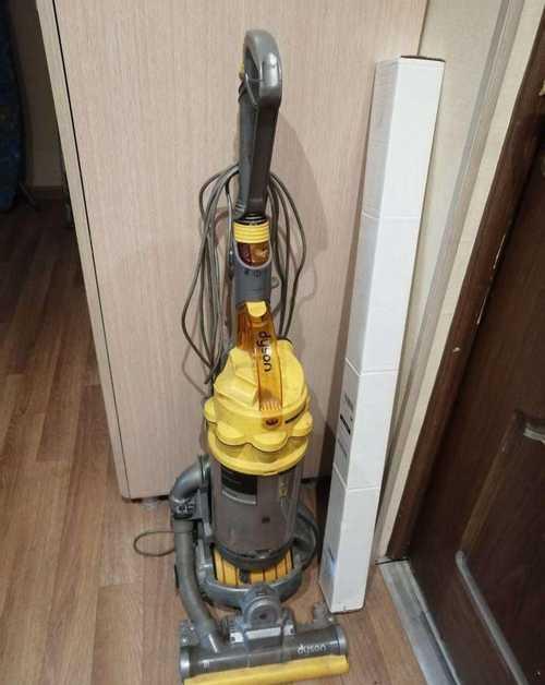Пылесос Dyson DC15