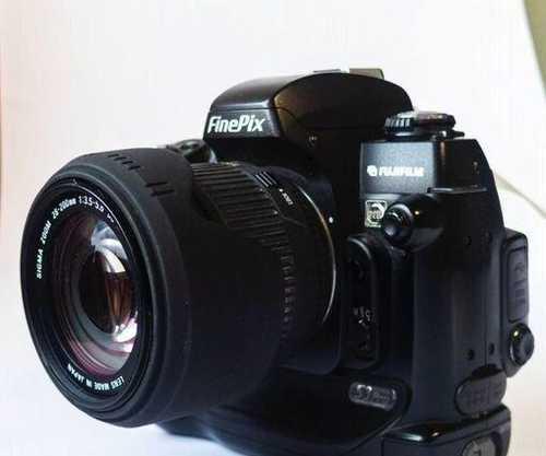 Fuji Fujifilm Finepix S3 PRO+ sigma 18-200mm