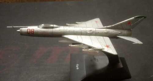 Модель самолета су-9