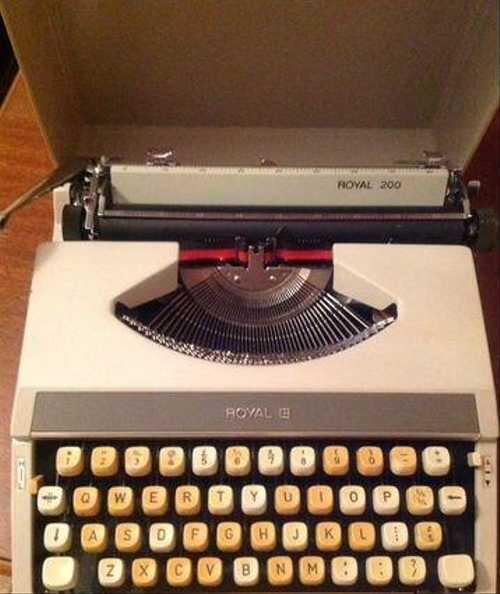 Пишущая машинка royal 200 c латинским шрифтом