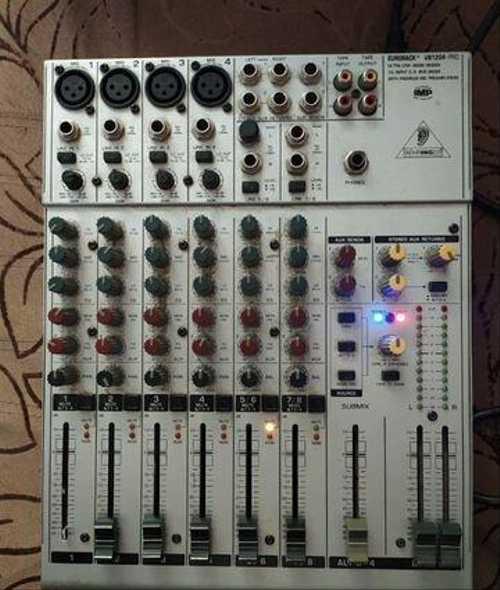 Микшерный пульт Behringer Eurorack UB1204-PRO