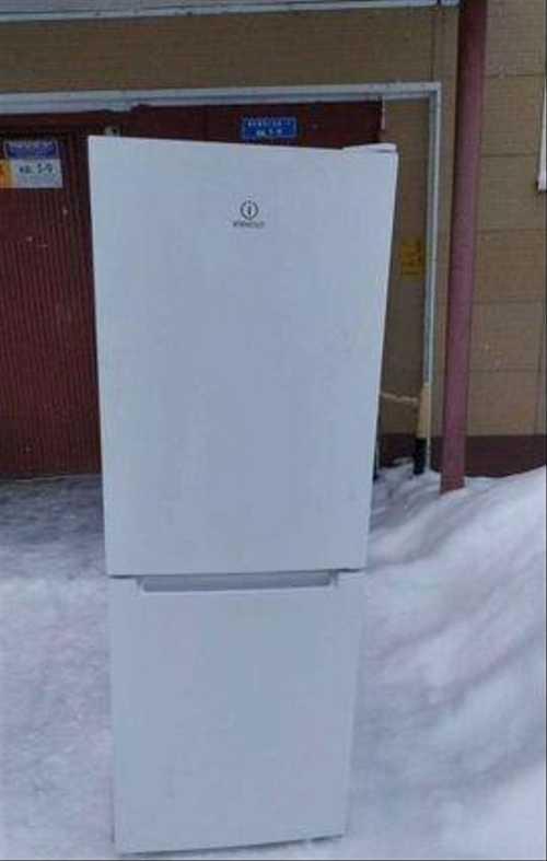 Холодильник indesit с документами