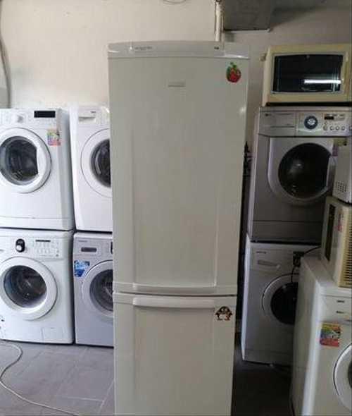 Холодильник Electrolux ENB 34000 W (1)