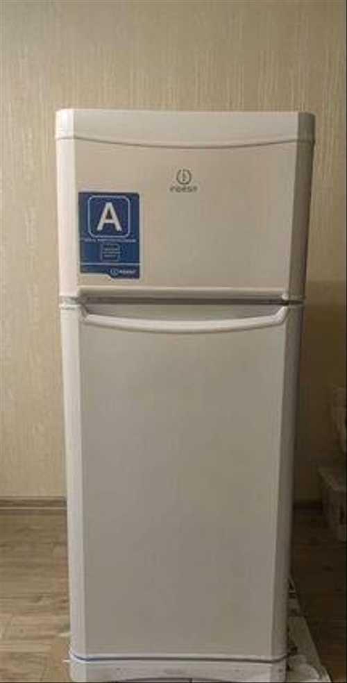 Холодильник Indesit NTA14R б/у