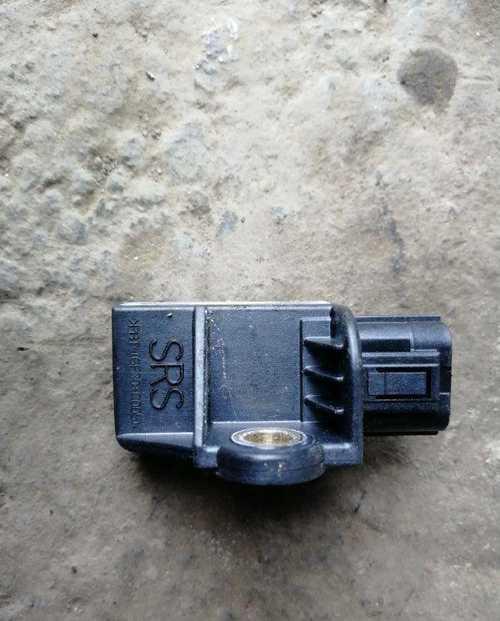 Датчик AIR BAG Honda Civic 4D 1.8 2006-2012