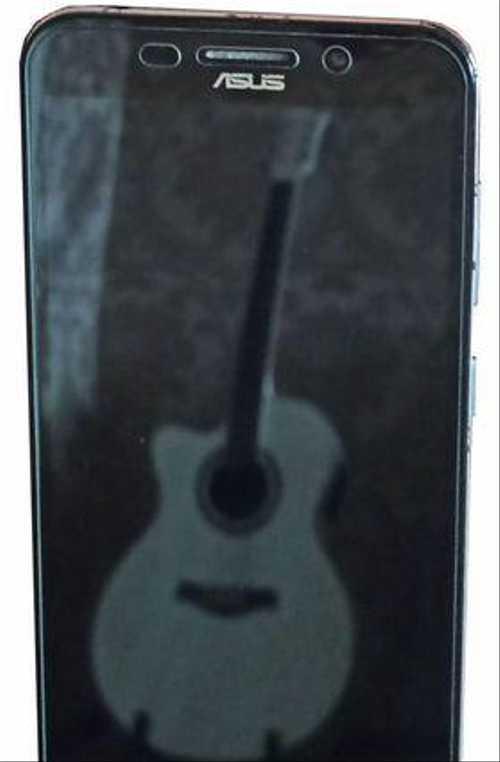 Смартфон asus zenfone Z010D