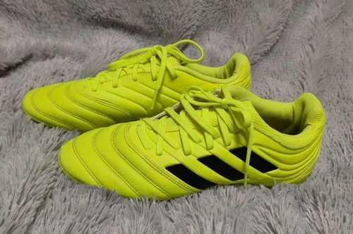 Футбольные бутсы Adidas Copa