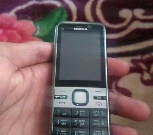 Телефон Nokia с5