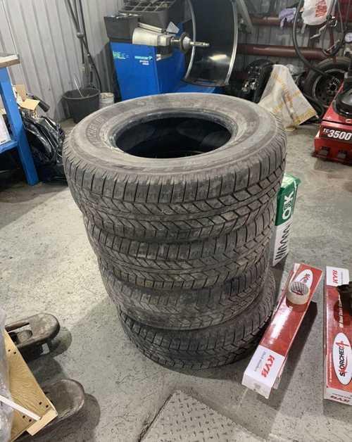 Комплект шин Michelin 4x4 synchrone