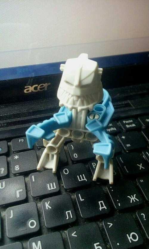 Lego Bionicle mini Piraka Nesquik