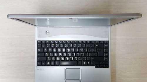 Ноутбук Fujitsu 15.4" с 2Гб оперативной DDR2