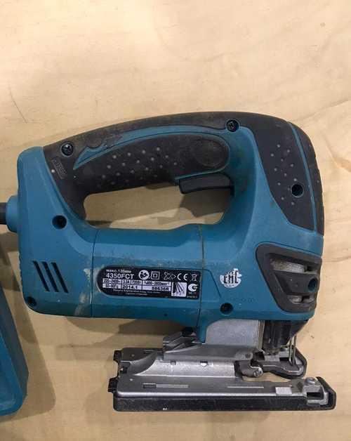 Лобзик Makita 4350FCT