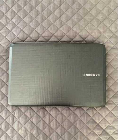 Samsung np-r528