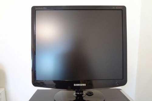 Монитор Samsung 19"