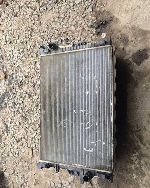 Радиатор охлаждения LR Discovery Sport с 2015г
