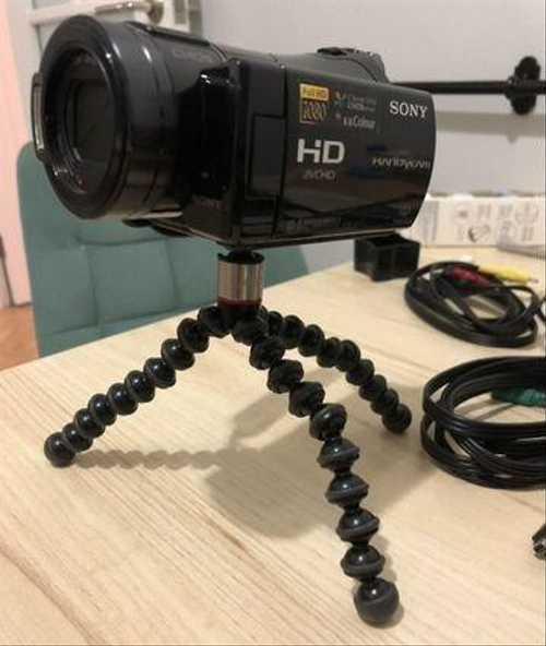 Видеокамера Sony Handycam HDR-CX7EK