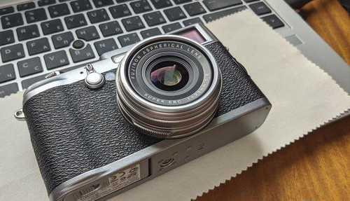 Fujifilm FinePix X100