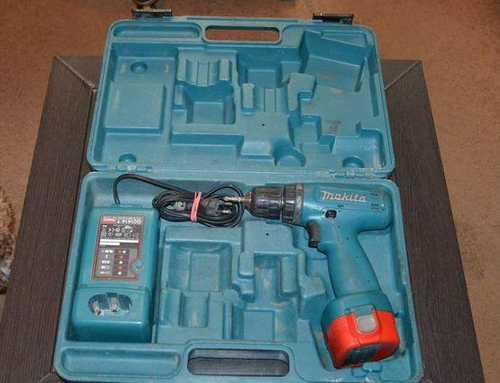 Шуруповерт Makita 6270D