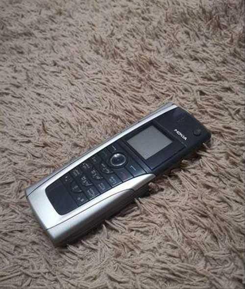 Телефон Nokia 9500