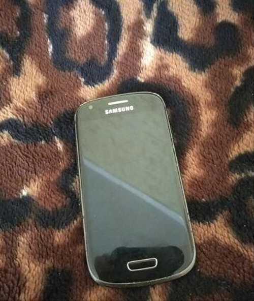 Смартфон Samsung Galaxy S3 mini (I-8200N)