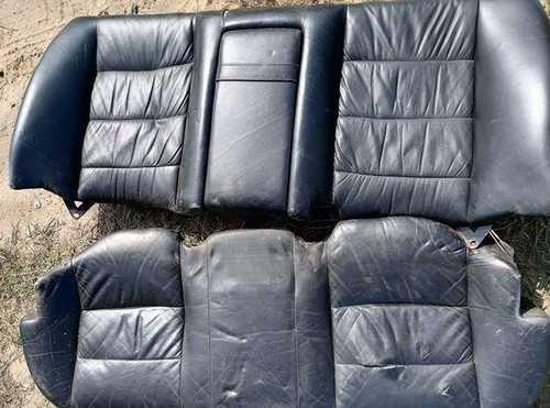 Задний кожаный диван на BMW e34 седан