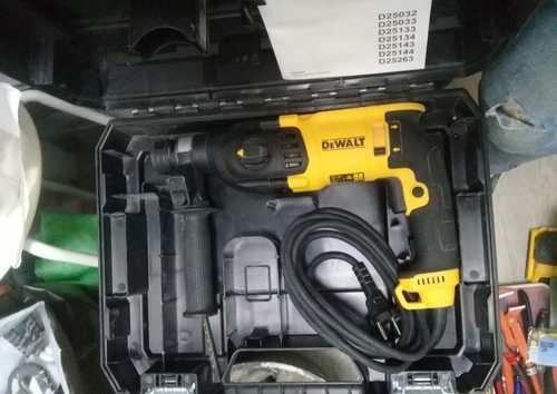 Перфоратор dewalt D25133K