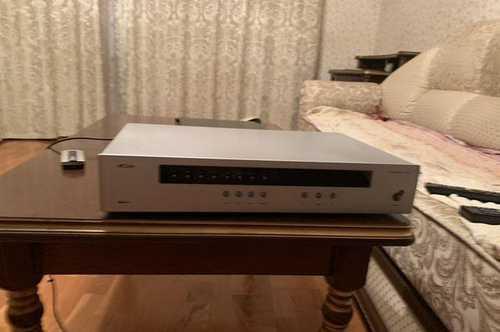 Тюнер Arcam T61