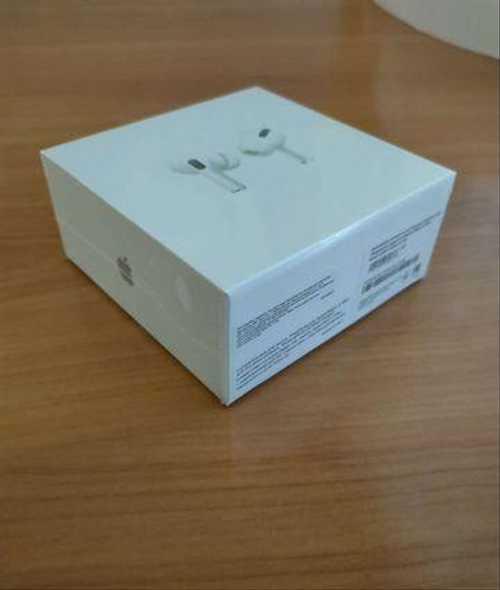 AirPods Pro с шумоподавлением