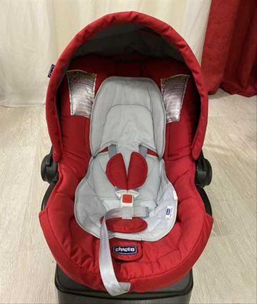 Детское кресло переноска chicco (0-13 кг)
