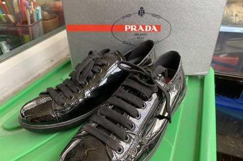 Кроссовки Prada чёрные лаковые женские 39,5