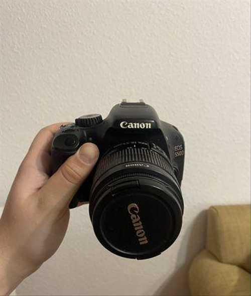Зеркальный фотоаппарат canon 550d