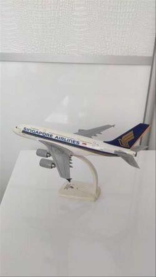 Модель самолета Airbus A380