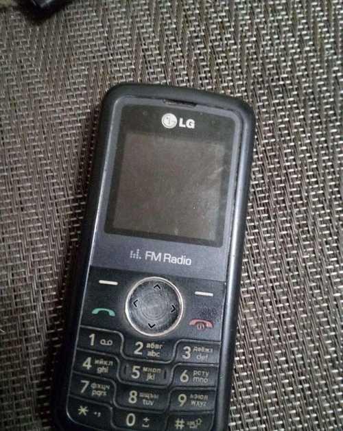 Телефон LG KP 105