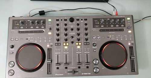DJ контроллер Pioneer ddj t1