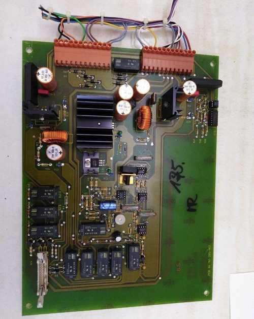 Плата с радиодеталями, Реле S2-12, S2-L2-12V