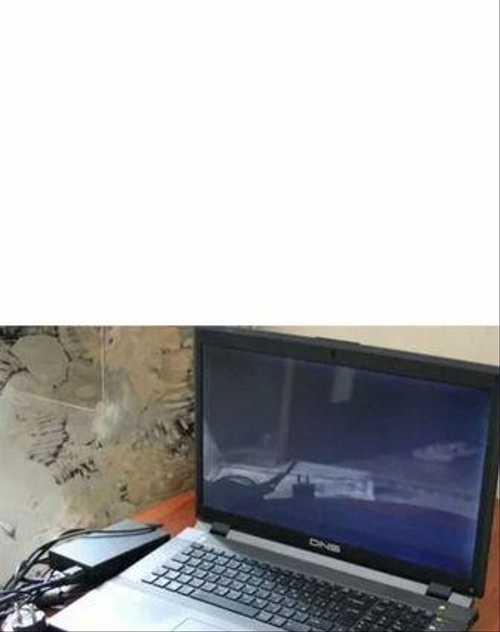 Ноутбук DNS w370et 17"
