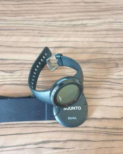 Спортивные часы Suunto M2 цвет черный
