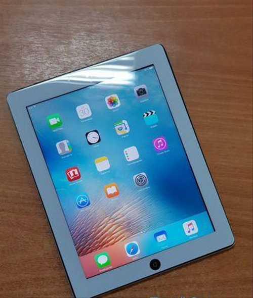 Планшет Apple IPad 3 (MD366RS/A) Silver Wi-Fi