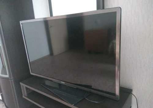 Телевизор Philips 42"
