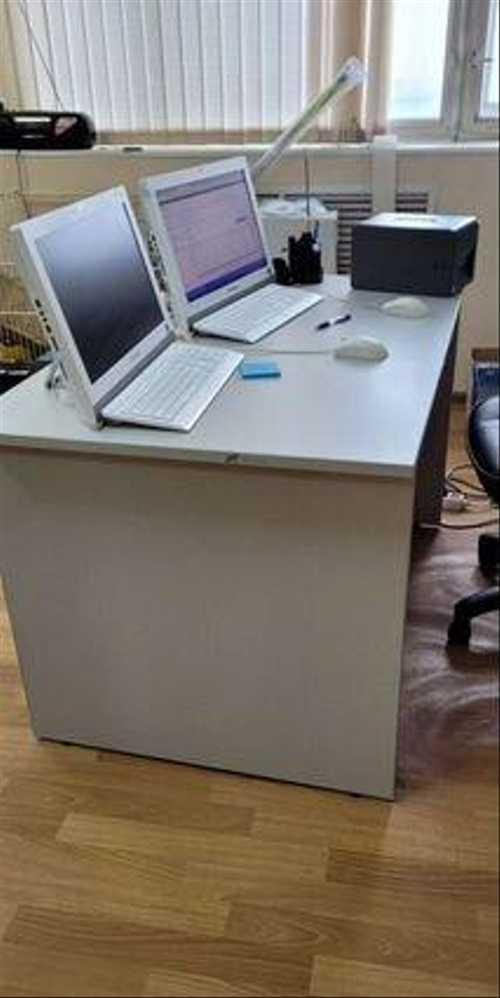 Стол офисный серый 130х80